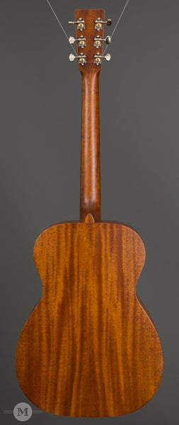 Martin 00-15M Acoustic Guitar - Mahogany | Mass Street Music